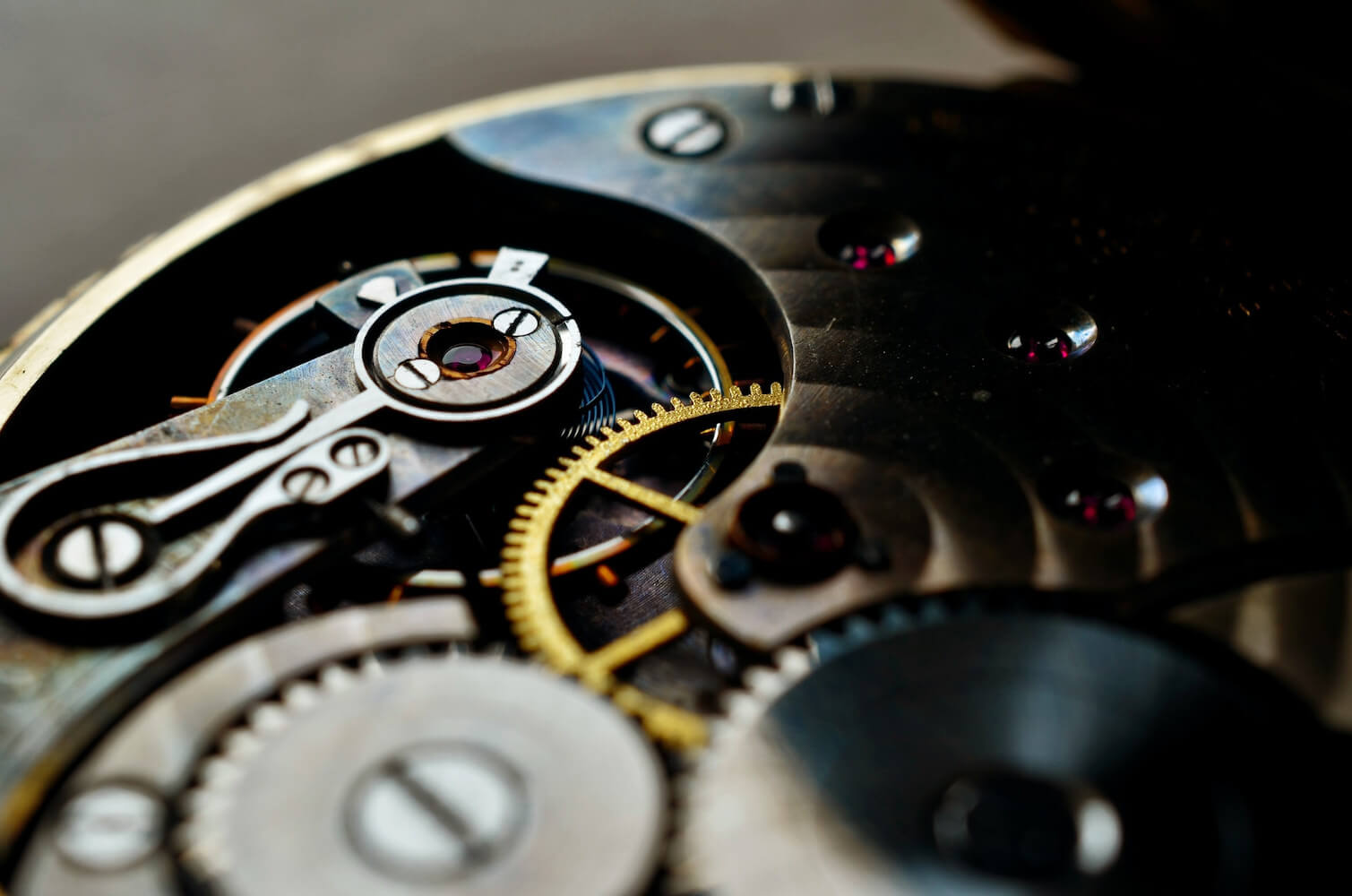 El Reloj Automático y su Funcionamiento | Joyería Jael