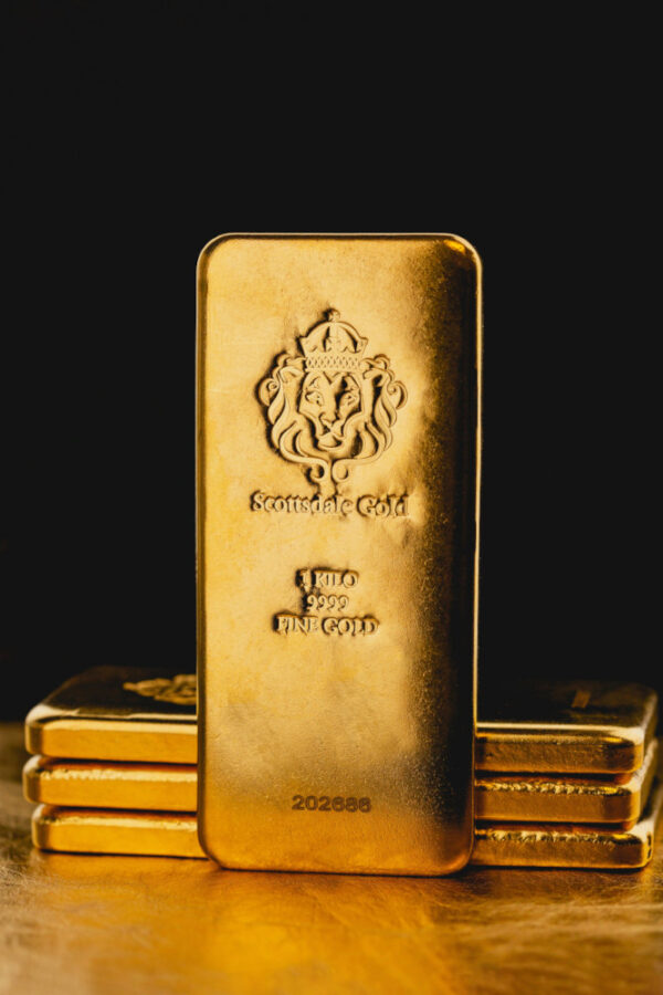 Todo sobre el oro amarillo | ¿Qué es y cómo se limpia?